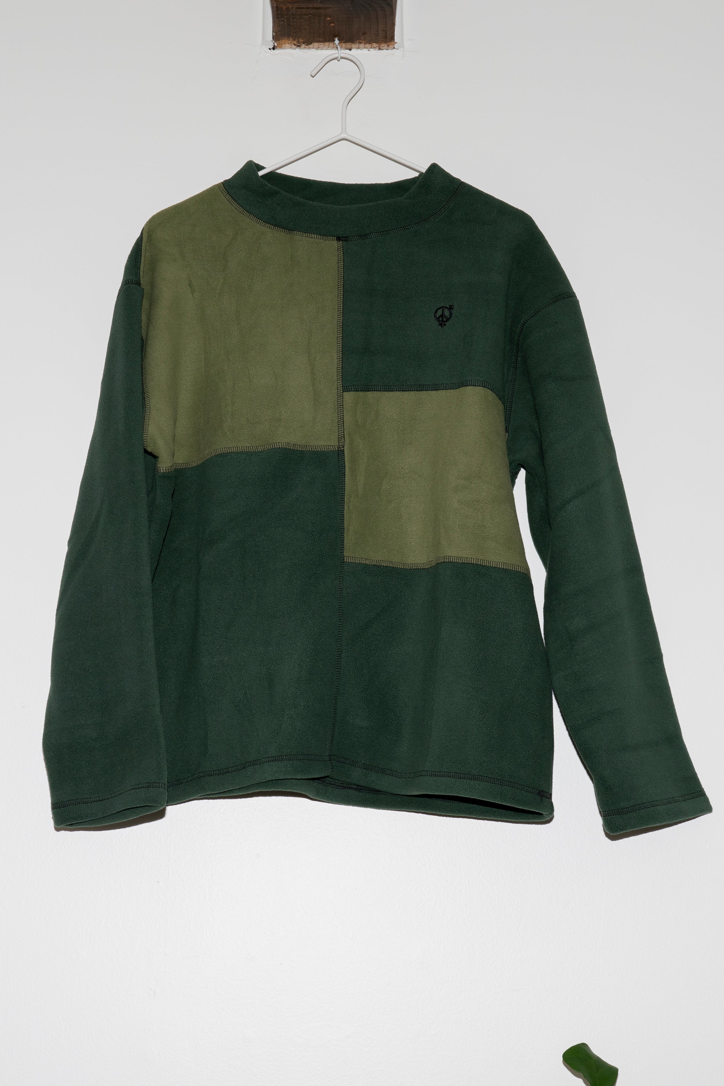 Sexhippies Box Fleece Crew Neck In Olive Understory Shop