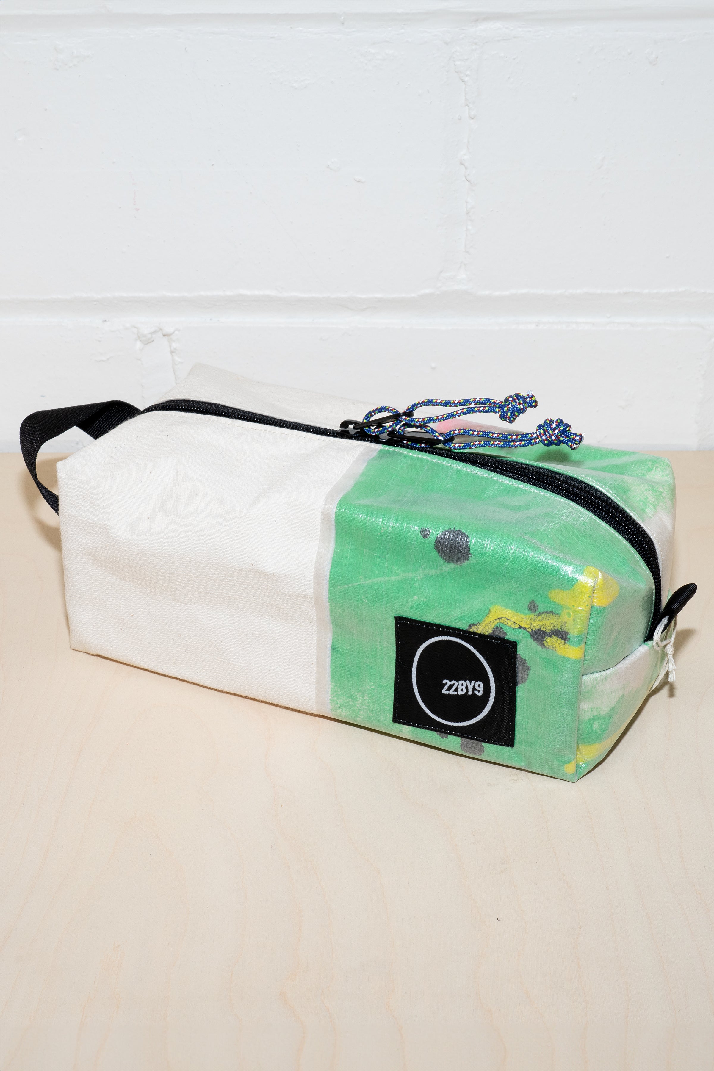 22BY9 - "FINE WORK" DOPP KIT 1 – understory-shop