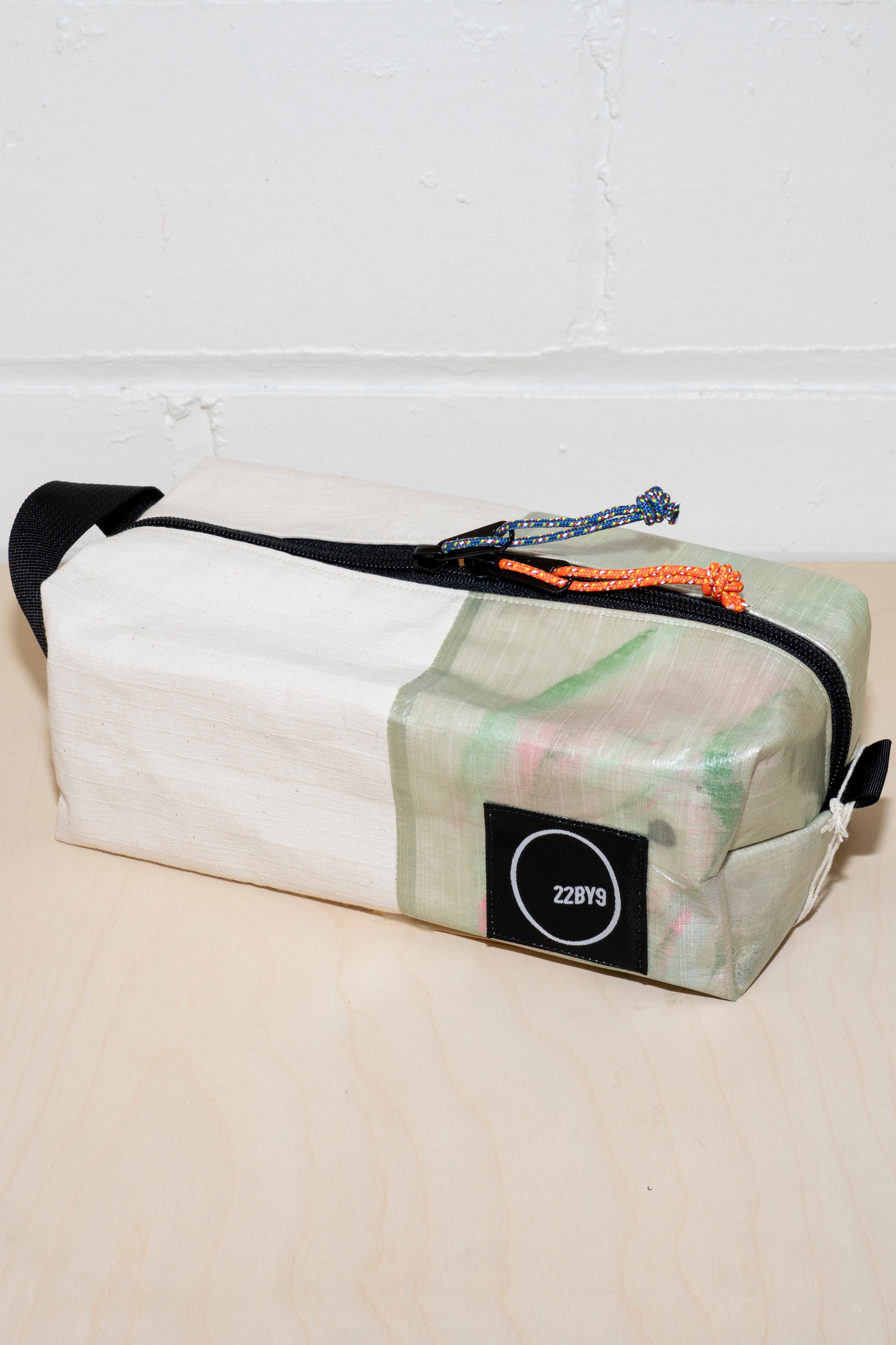 22BY9 - "FINE WORK" DOPP KIT 3 – understory-shop